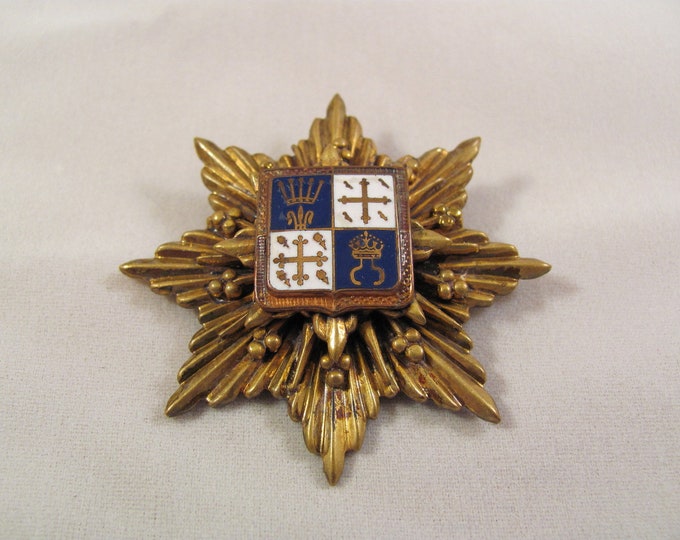 Brooch Heraldic Coat of Arms Vintage Also Can Be Necklace - Etsy