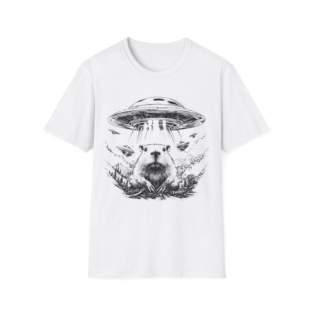 Funny Graphic Capybara Selfie With Ufos Weird T-shirt Unisex Softstyle ...