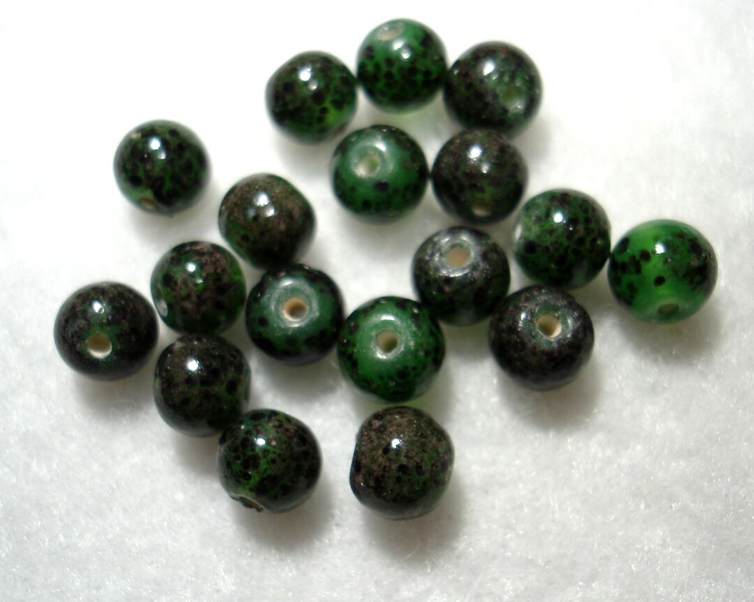 Dark Green Black Speckled Handmade Glass Round 8mm Beads (qty 18 ...