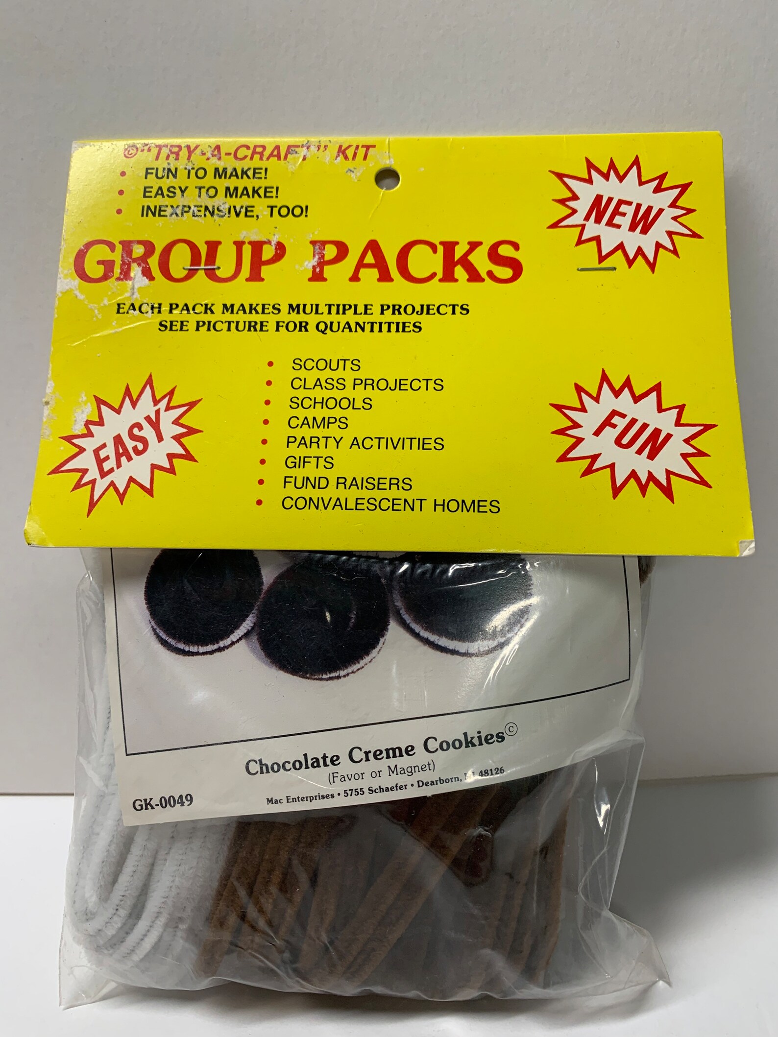 Vintage Kids Craft Kit Chenille Stem Cookies for Ornaments or Magnets ...