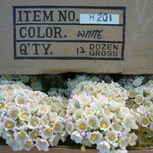 Vintage White Posies NOS From the 1950s - Etsy