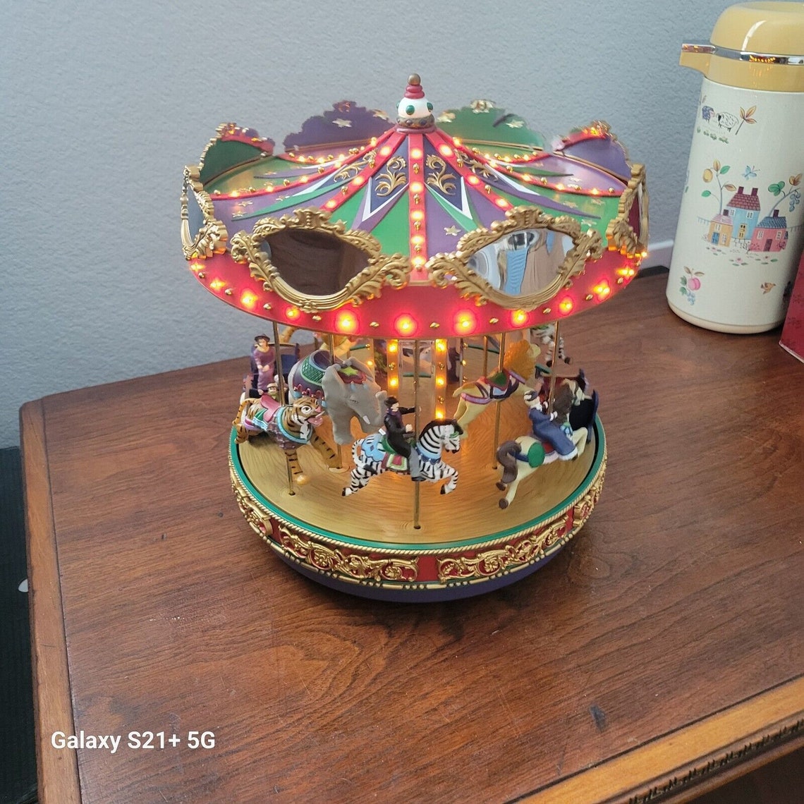 Mr. Christmas Gold Label Collection Marquee Merry Go Round 2001 ...