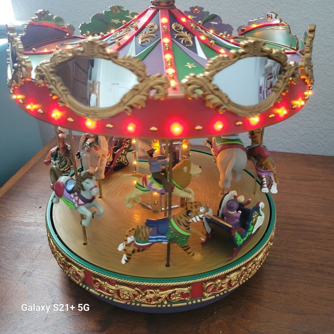 Mr. Christmas Gold Label Collection Marquee Merry Go Round 2001 ...