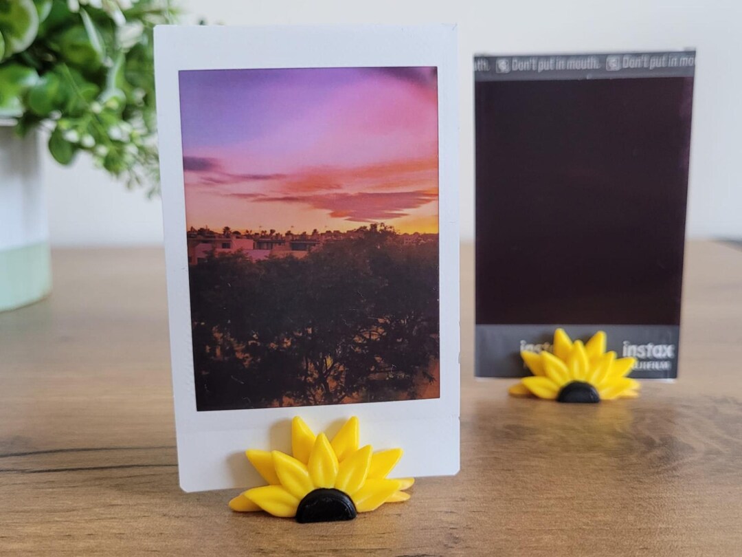 Sunflower Polaroid Photo Stand – 3D Printed Holder for Instant Photos ...