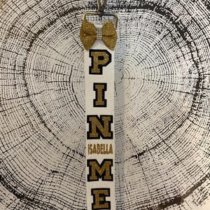 Pin Me Ribbons, Pin Me Bows, Pin Me Bag Tags, Cheer Gifts, Cheer Swag, Good Luck Pins ...