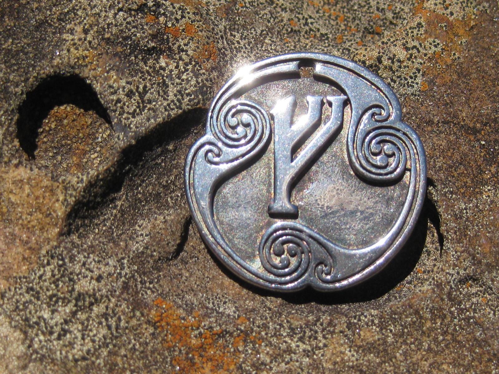 Metaphysical Rune Norse FEHU for Supernatural WEALTH MANIFESTATION - Etsy
