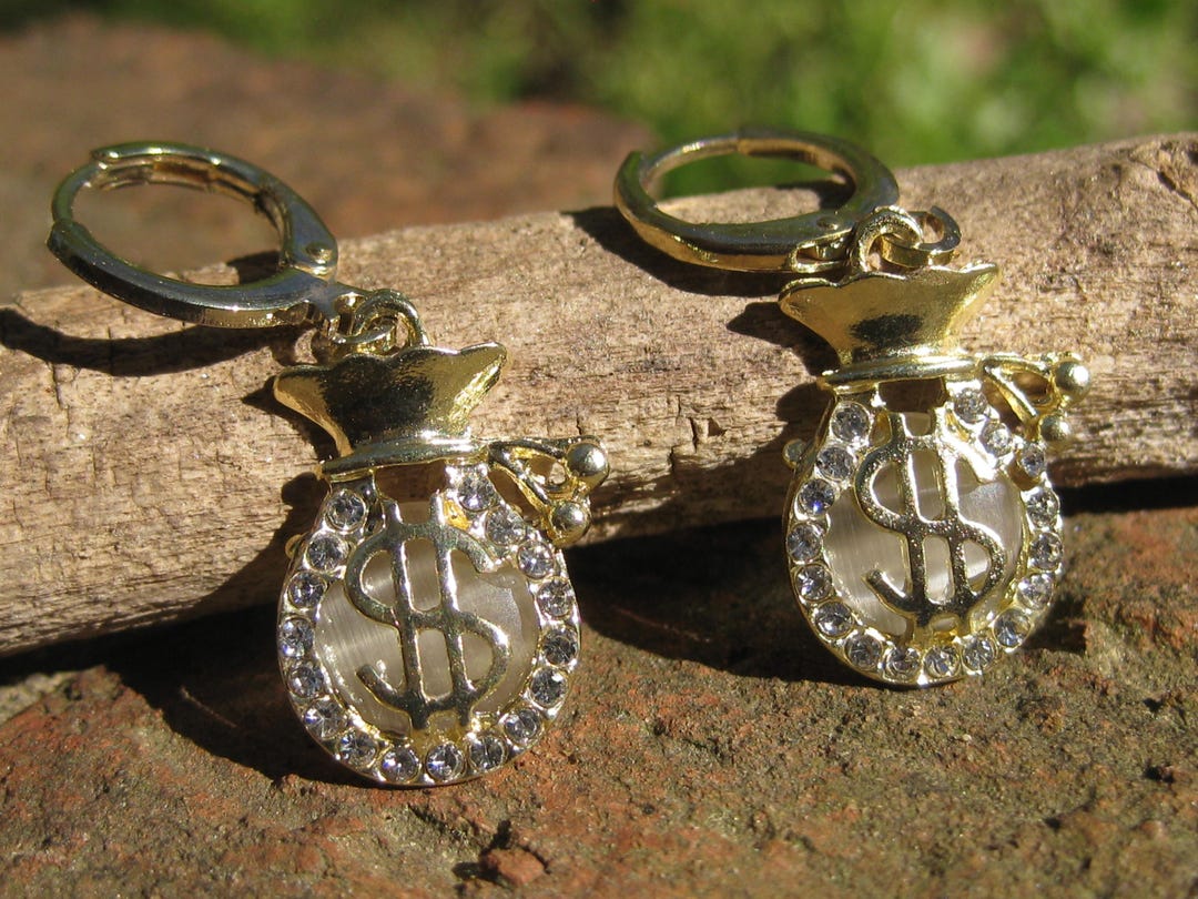 Metaphysical Secret Wealth Codes of the Mapungubwe Earrings Sparkly ...