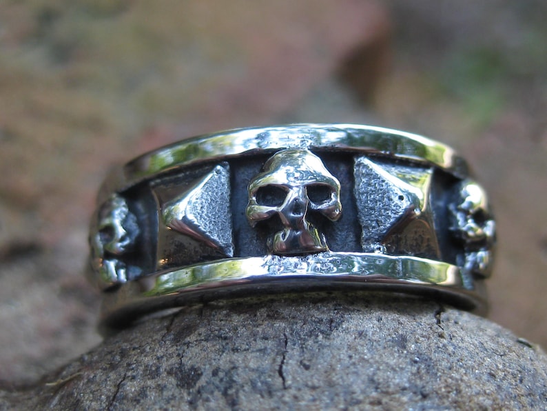Metaphysical Ring of the High Priest VAMPIRE Transformation ...