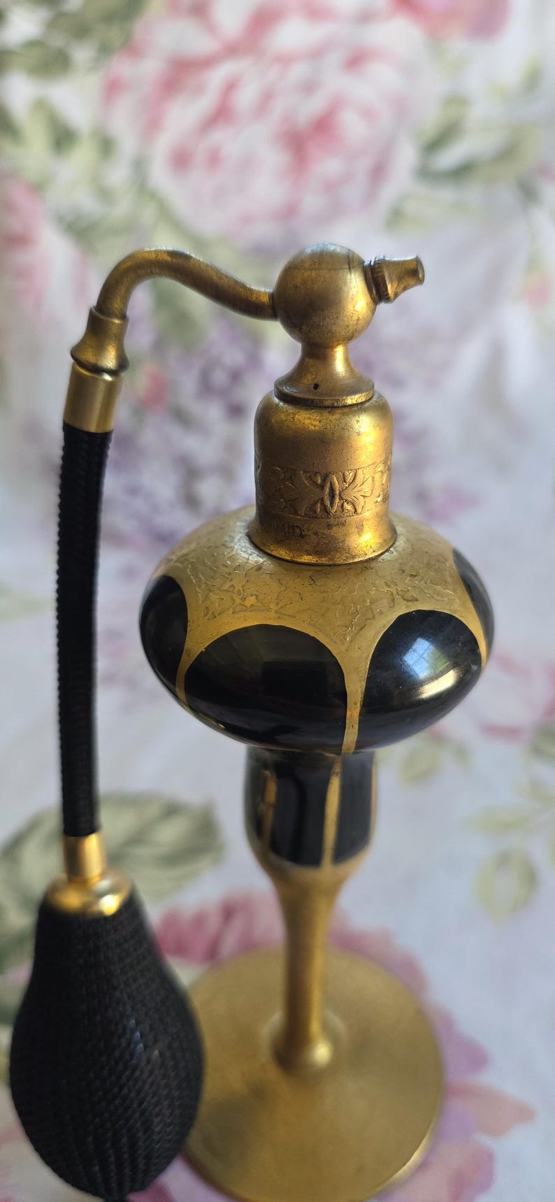 1920's Devilbiss Atomizer/ Gold on Black Glass/ Etched Gold/ 6 1/2" H ...