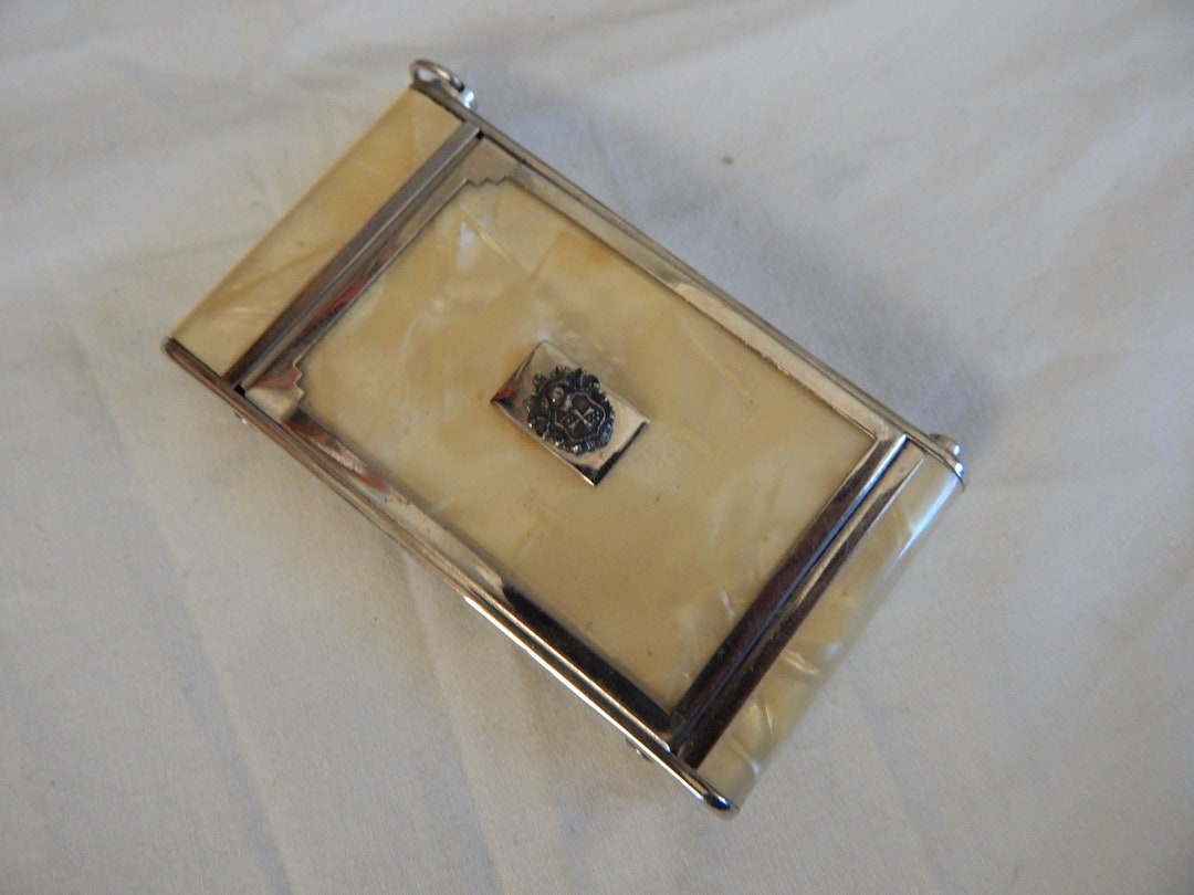 Girey Camera Look Compact/ Vintage Compacts/ Marbleized Celluloid ...