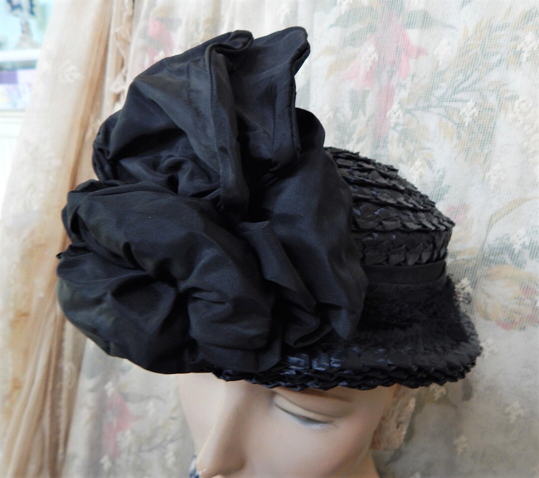 1890-1900 Black Straw Bonnet With Large Bow Front/ the Emporium - Etsy