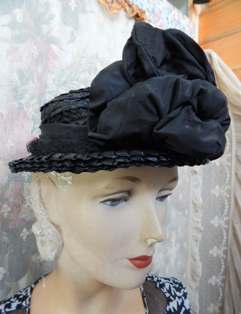 1890-1900 Black Straw Bonnet With Large Bow Front/ the Emporium - Etsy