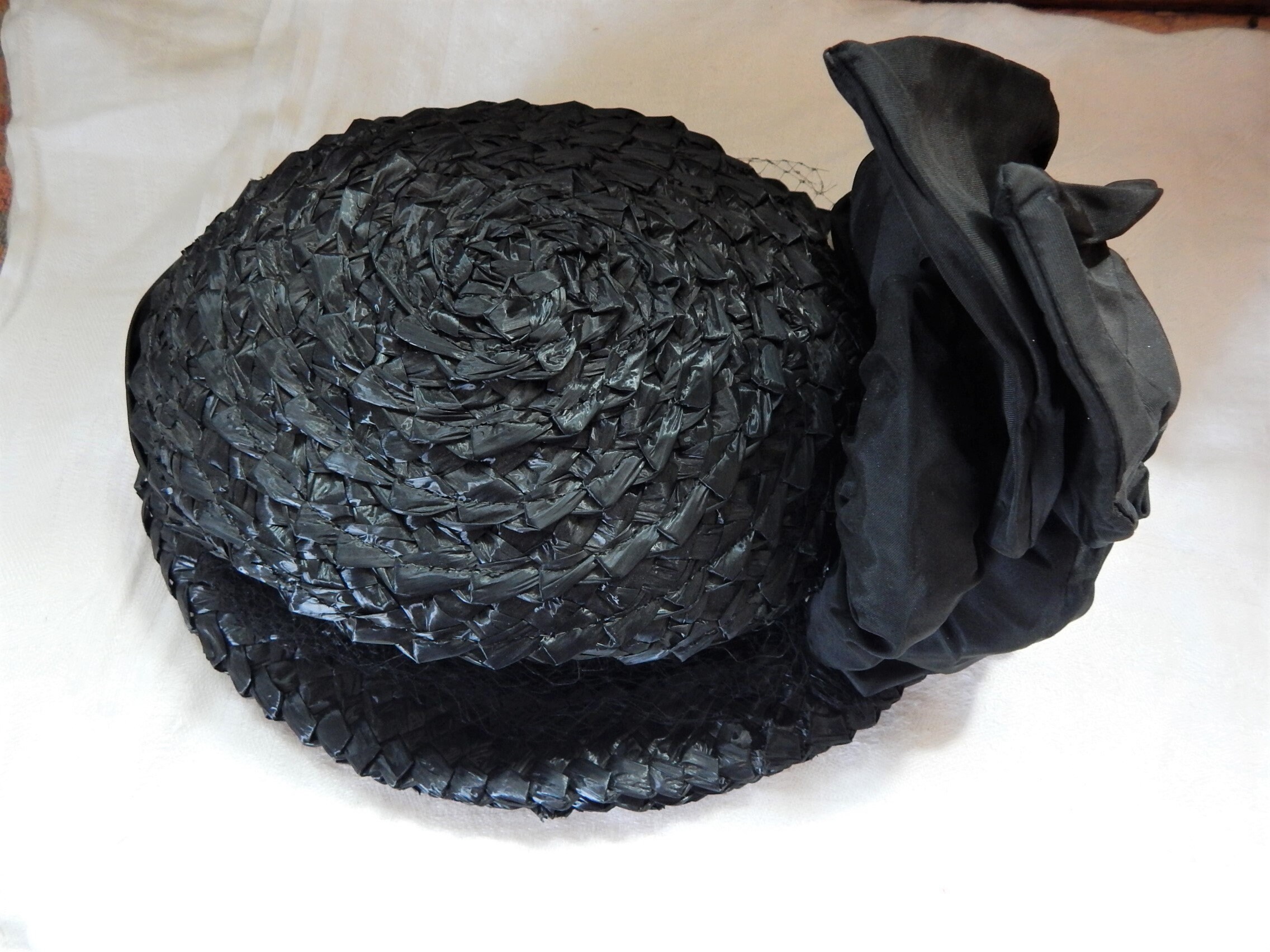 1890-1900 Black Straw Bonnet With Large Bow Front/ the Emporium - Etsy