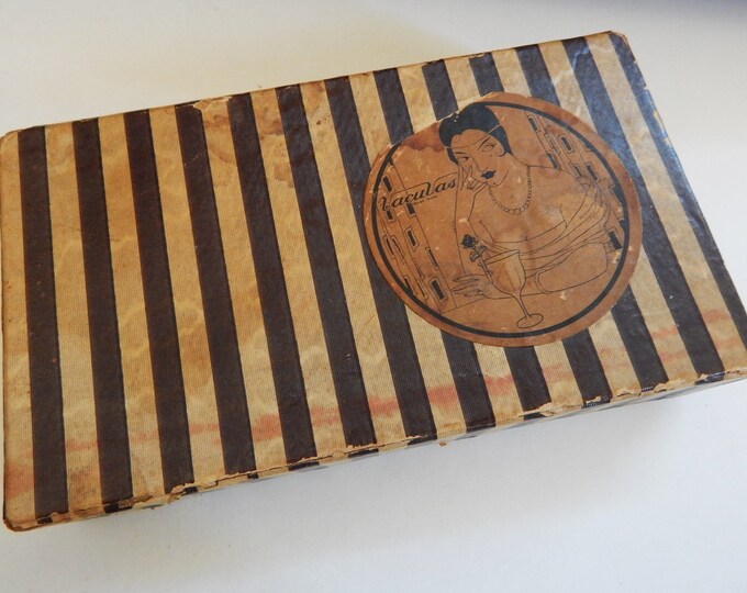 Very Rare 1920's Glass Tussie Mussies/ Original Box/ 12 Pieces/ Made to ...