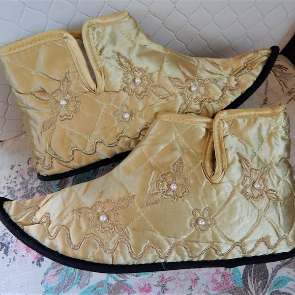 Gold Slippers - Etsy