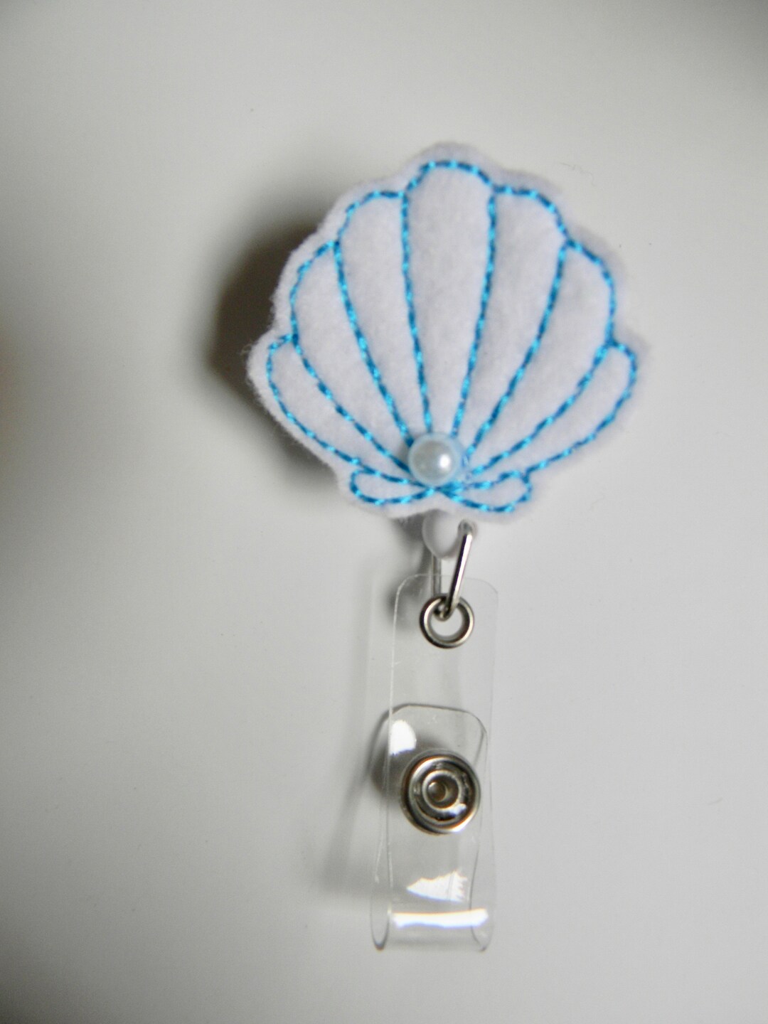 Sea Shell Felt Badge Reel: Retractable ID Holder, Nurse Gift - Etsy