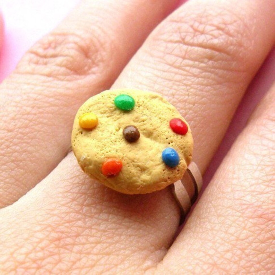 Rainbow Chocolate Chip Cookie Ring - Etsy