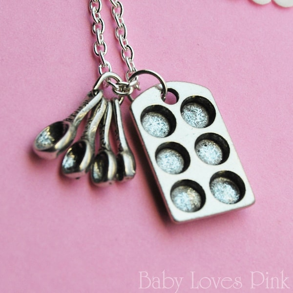 Baking Necklace - Etsy
