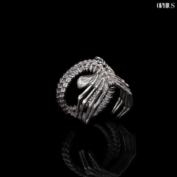 Alien Ring - Etsy