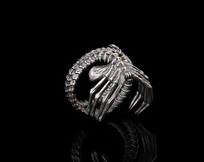 MR. Giger Inspired , Alien Facehugger Ring, Facehugger, Chestburster ...