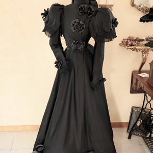 Victorian Dress Half Mourning Gothic 1890s 1895 1896 Vampire Nosferatu ...