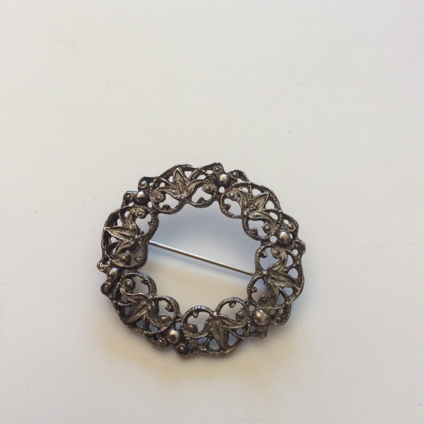 Circle Brooch - Etsy