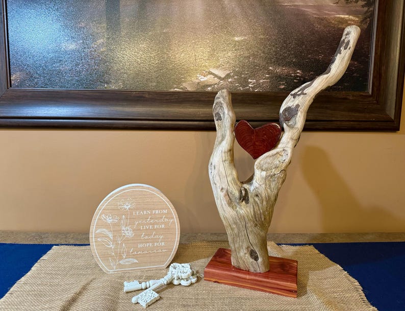 Handmade Red Cedar Heart Centerpiece - Etsy