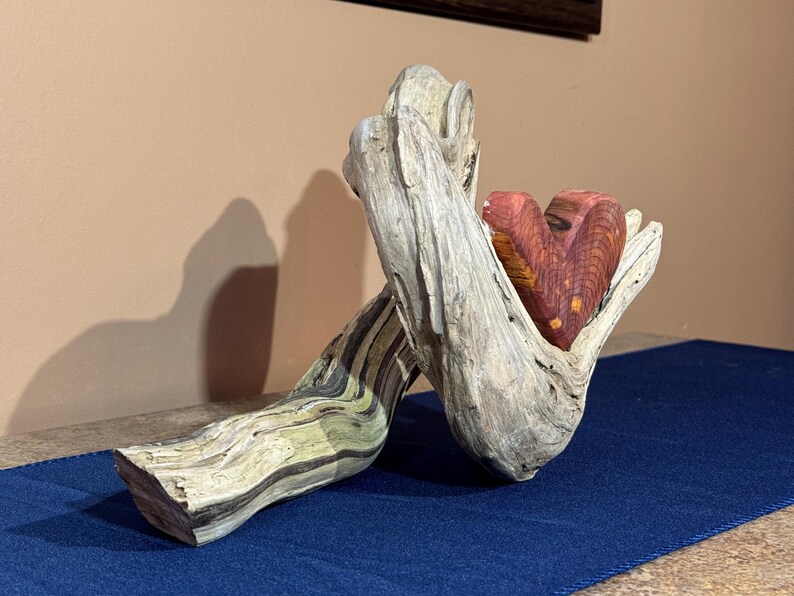 Red Cedar Heart Centerpiece - Etsy