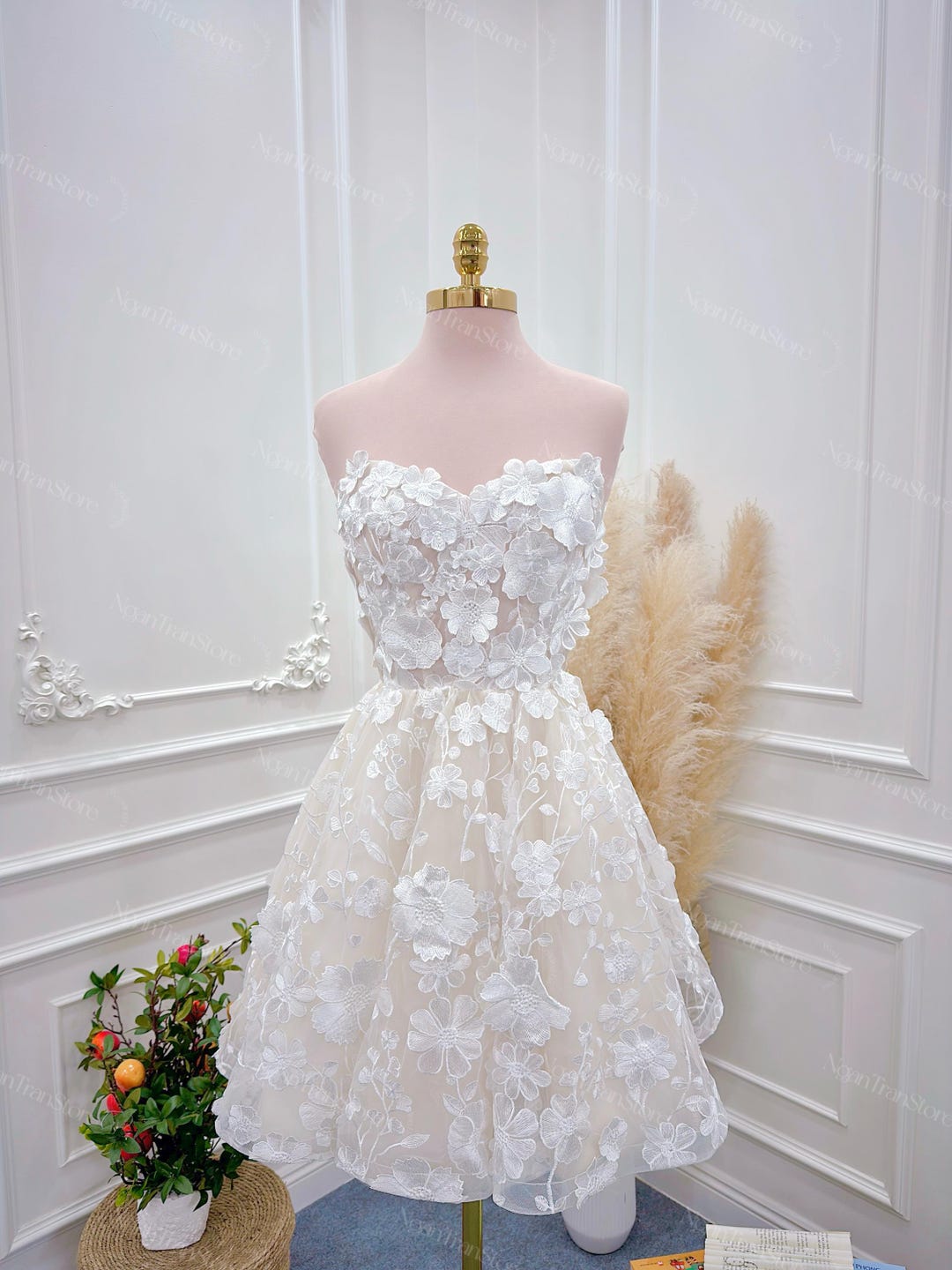 Custom 3D Floral Lace Short Wedding Dress | Tailor-made Mini Party ...