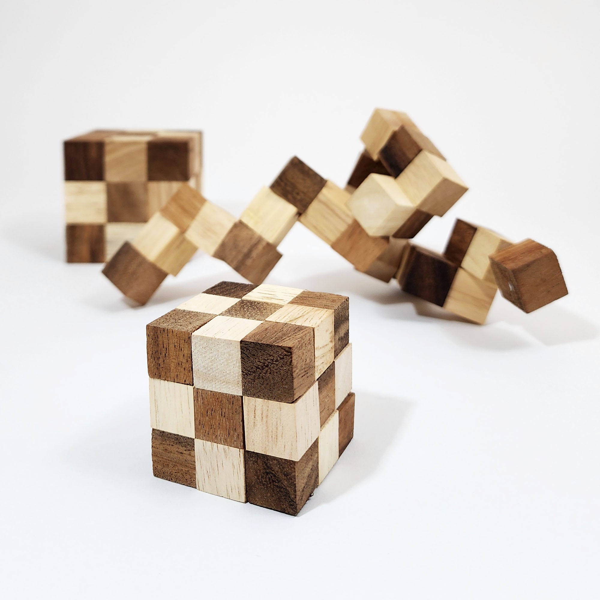 3 Piece-set L,M,S Wooden Puzzle, Brain Teaser, Snake Cube, 3D Puzzle ...