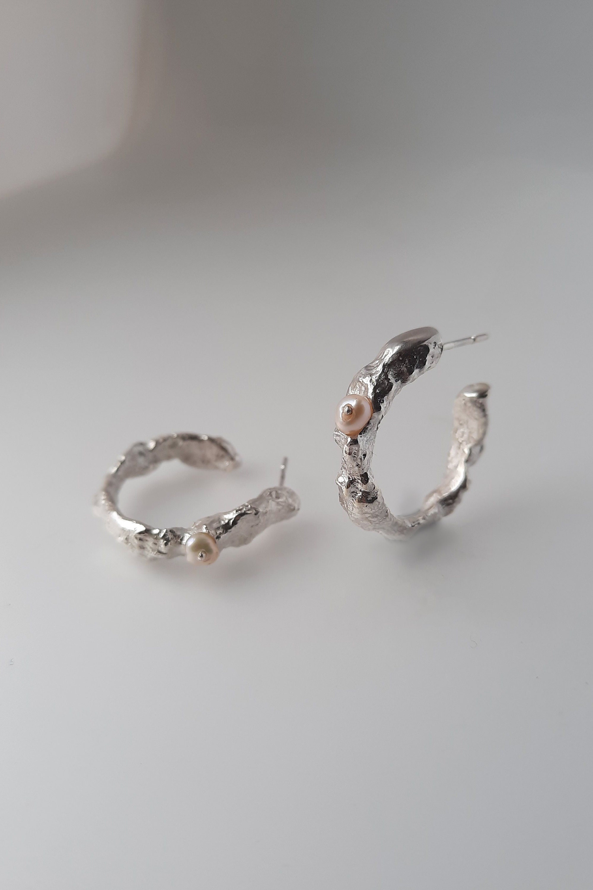 Reticulated Hoops W/ Tiny Pearls - Etsy