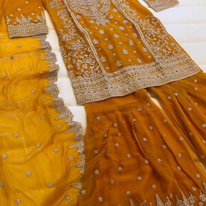 PAKISTANI CLOTHES GHARARA Sharara Traditional Party Wear 3 Piece Suit ...