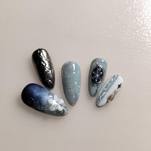 ZAYNE (love and Deep Space) Press on Nails - Etsy
