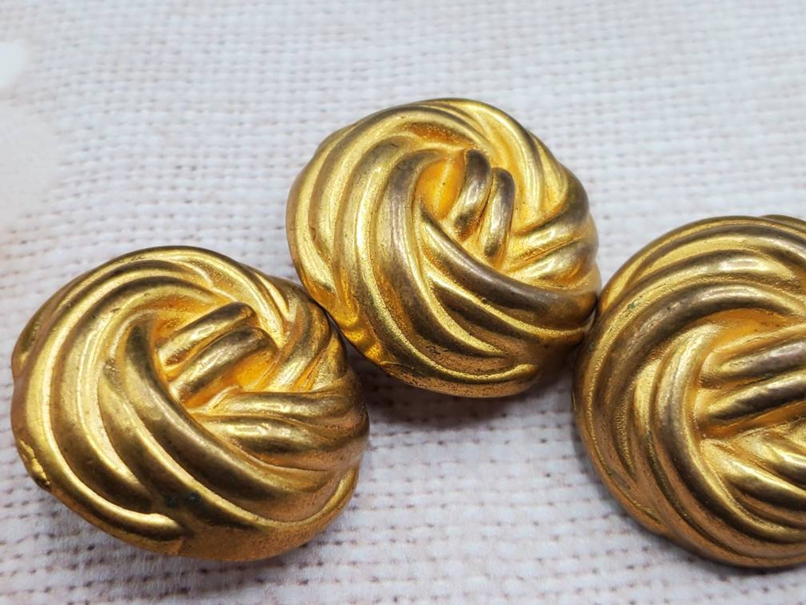 Vintage Button 3 Large Gold Knotted Design Metal Button 1 - Etsy