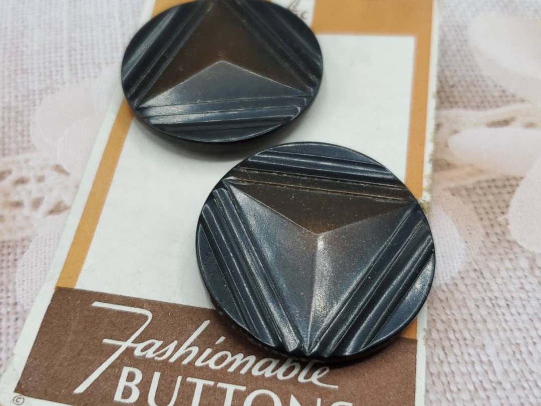 Vintage Buttons - Matching 2 Large Size, Brown Color Old and Carded NOS ...