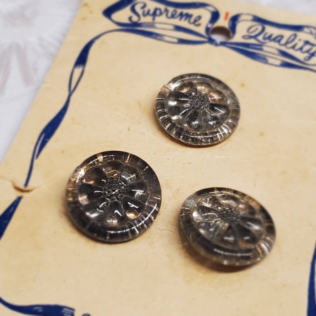 Vintage Buttons, 1940's Buttons by Supreme Quality Germany, 1 Card, 3 ...
