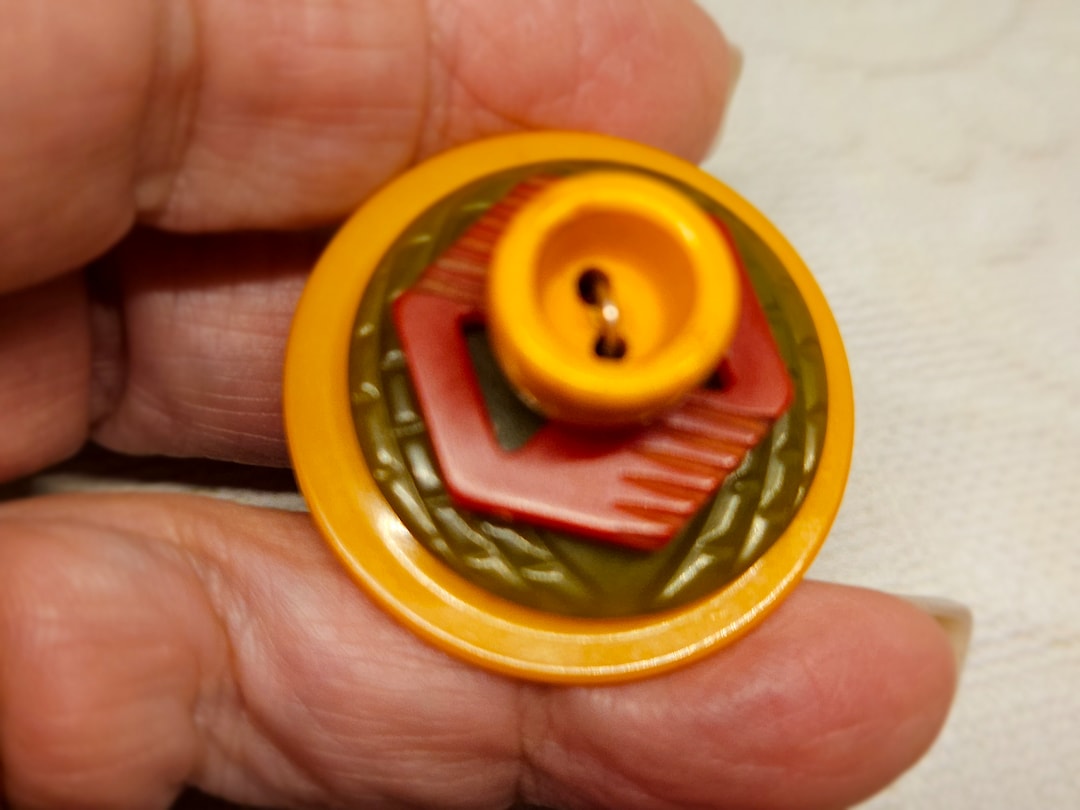 Vintage Buttons, 1 Bakelite Stack of 4 Buttons Assorted Shapes, Colors ...
