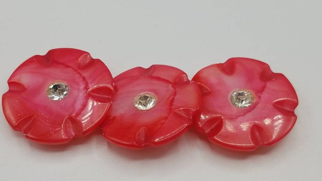 Vintage Buttons - Lot of Pink Dyed Mother of Pearl, 3 Medium Size, 3/4 ...