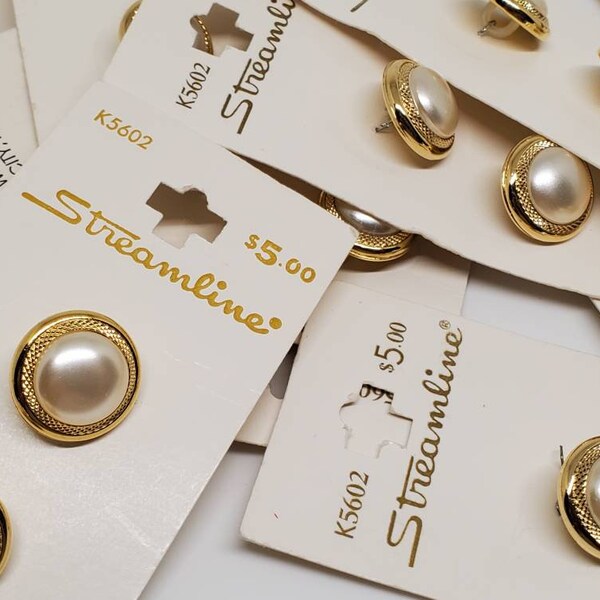 Vintage Look Buttons - Etsy