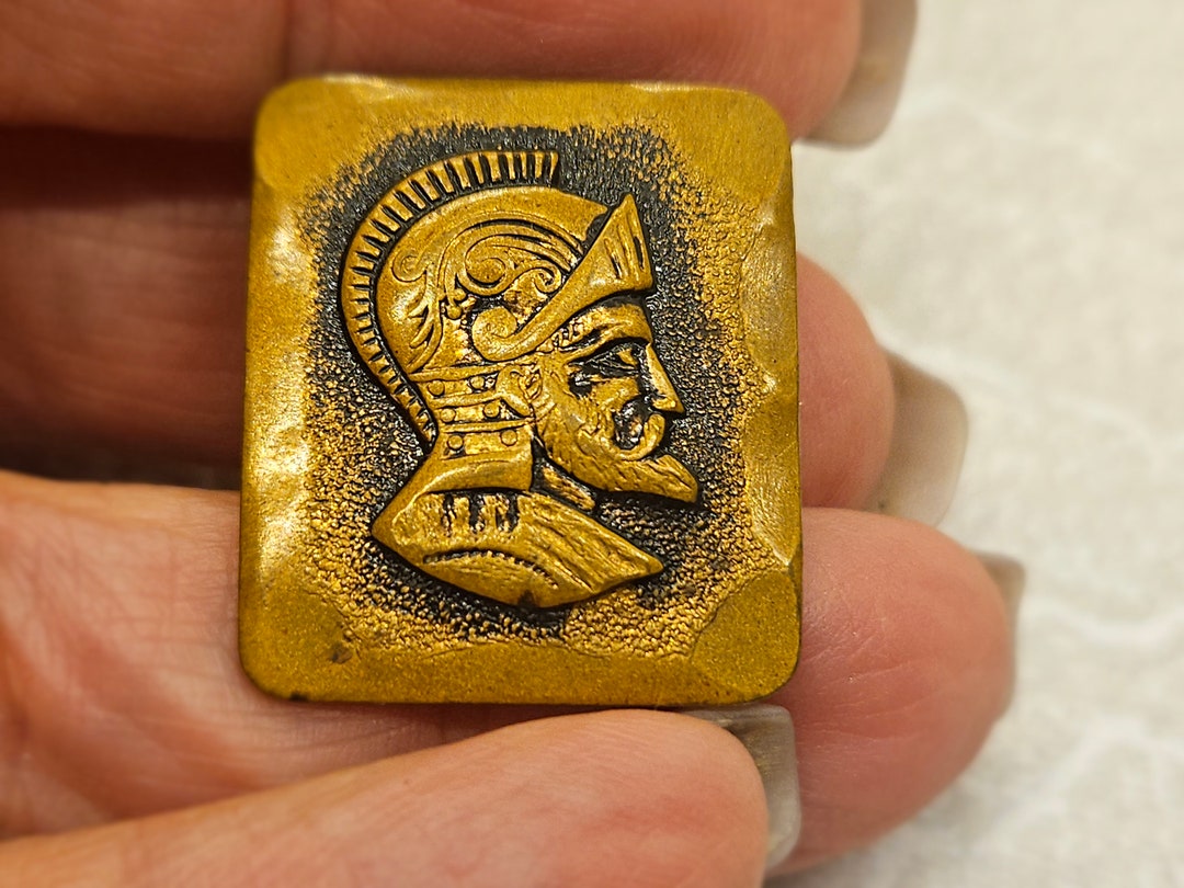 Vintage Buttons 1, Brass Metal Raised Center Roman Soldier Design 1 1/8 ...