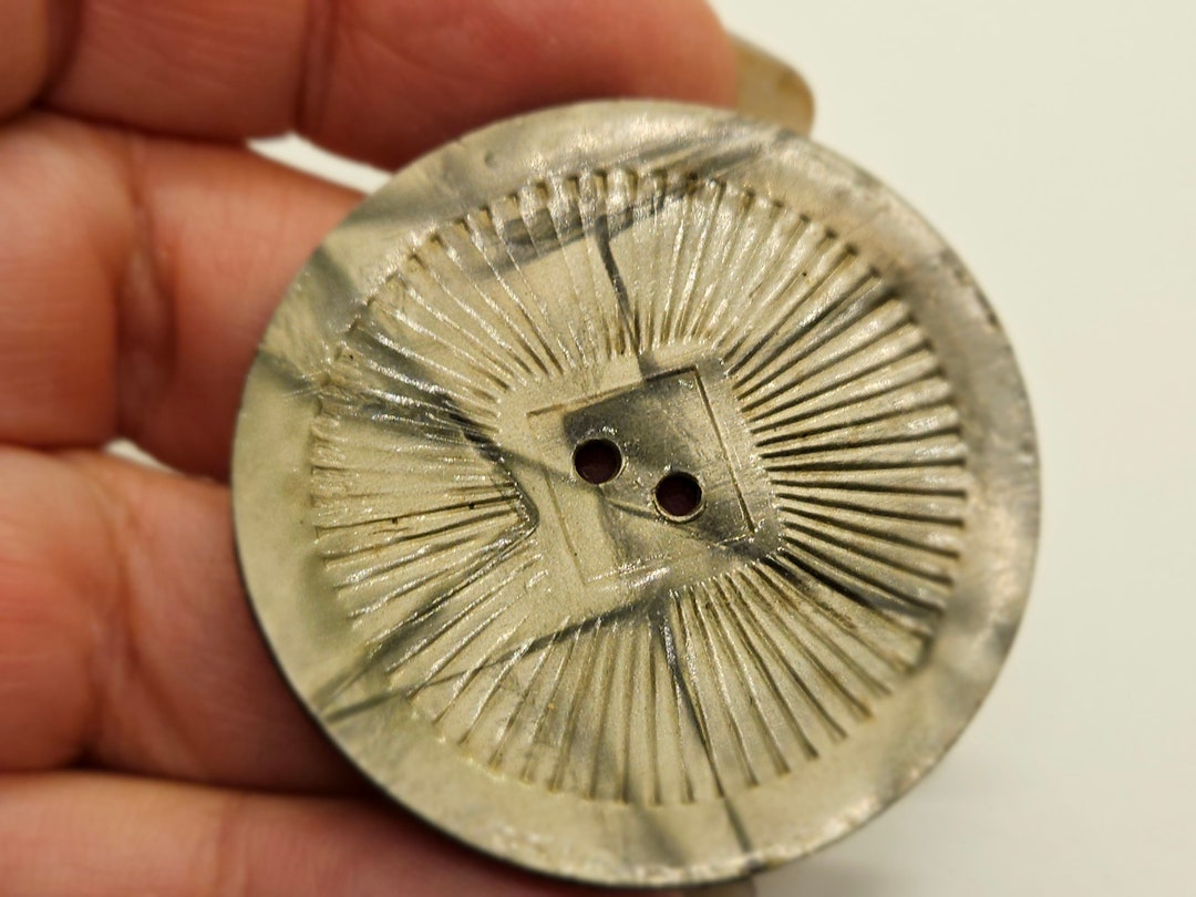 Vintage Button 1 Taupe Pattern Wafer Celluloid Design, Extra Large 1 5/ ...