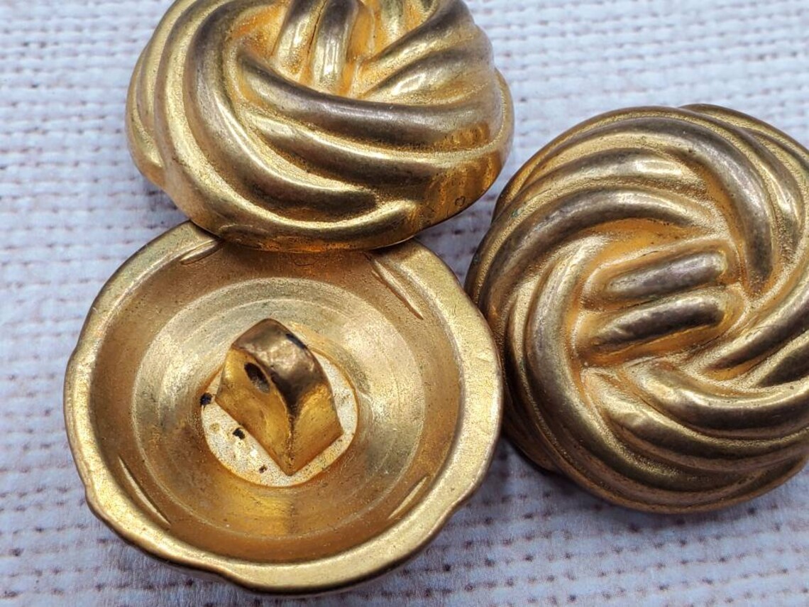 Vintage Button 3 Large Gold Knotted Design Metal Button 1 - Etsy