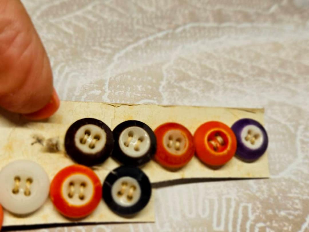 Vintage Buttons 8 Assorted Colors Cottage Chic Calico China Buttons ...
