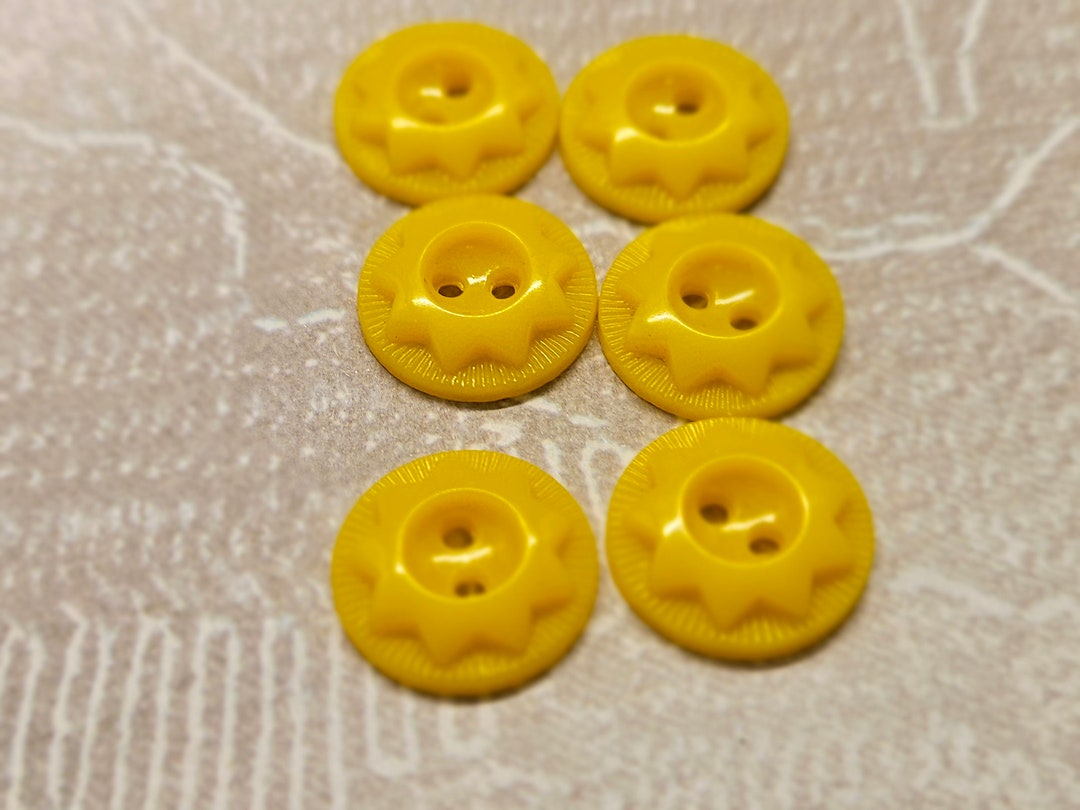 Vintage Buttons, 6 Small Yellow Colt?buttons Sun Pattern, Sew Thru 9/16 ...
