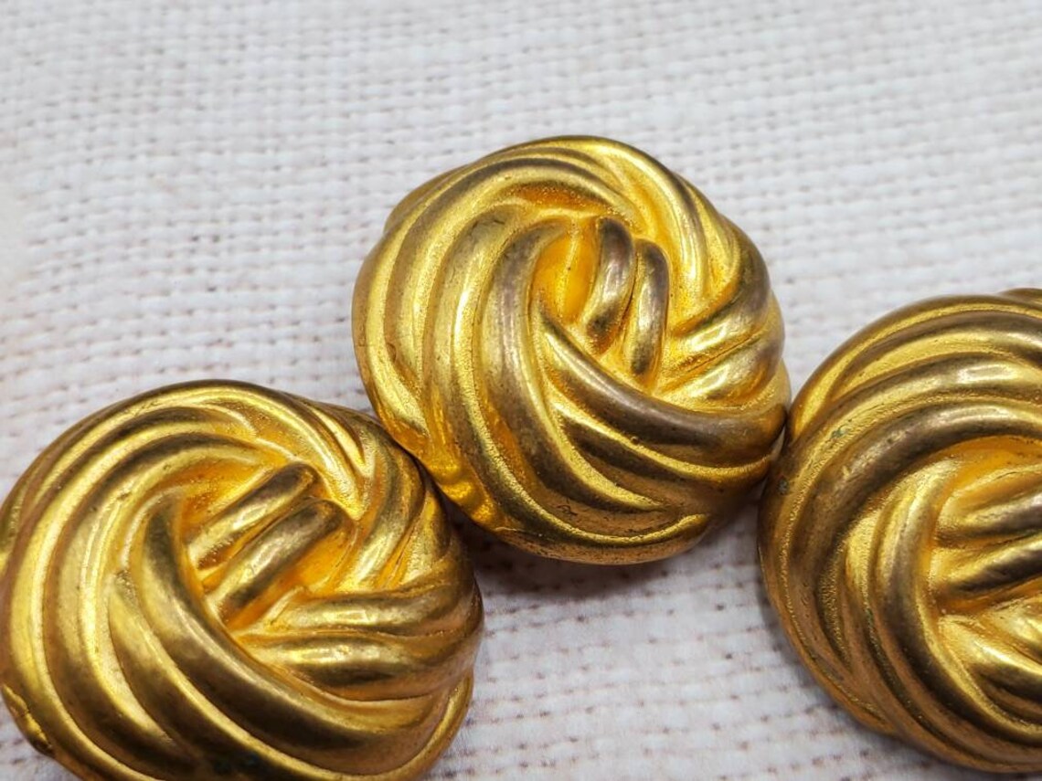Vintage Button 3 Large Gold Knotted Design Metal Button 1 - Etsy