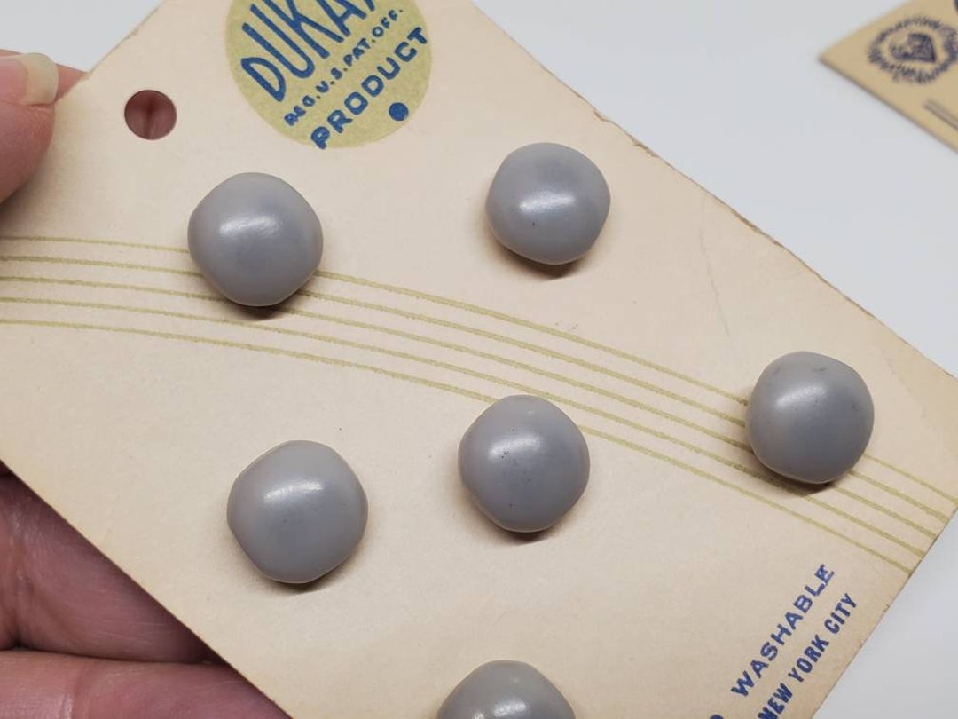 Vintage Buttons - Lot of 1 Card, 6 Small Matching Grey Shank Back ...