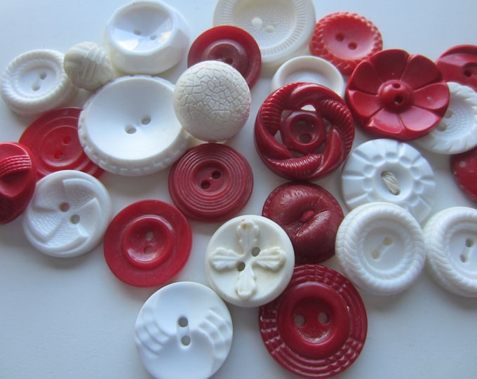 Vintage Buttons Cottage Chic Mix of Red and White Lot of 26 - Etsy