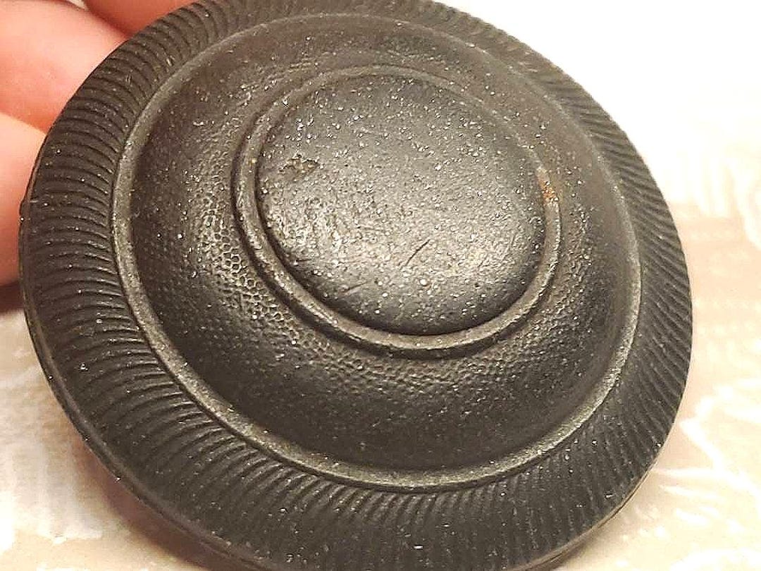 Vintage Button, 1 Extra Large Black Primitive Composite 1 3/4