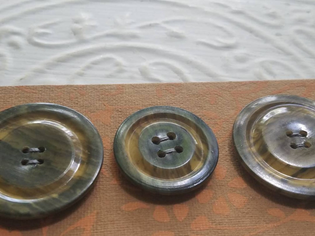 Vintage Buttons - 3 Large Matching 2 Sizes, Light Weight, Cream and ...