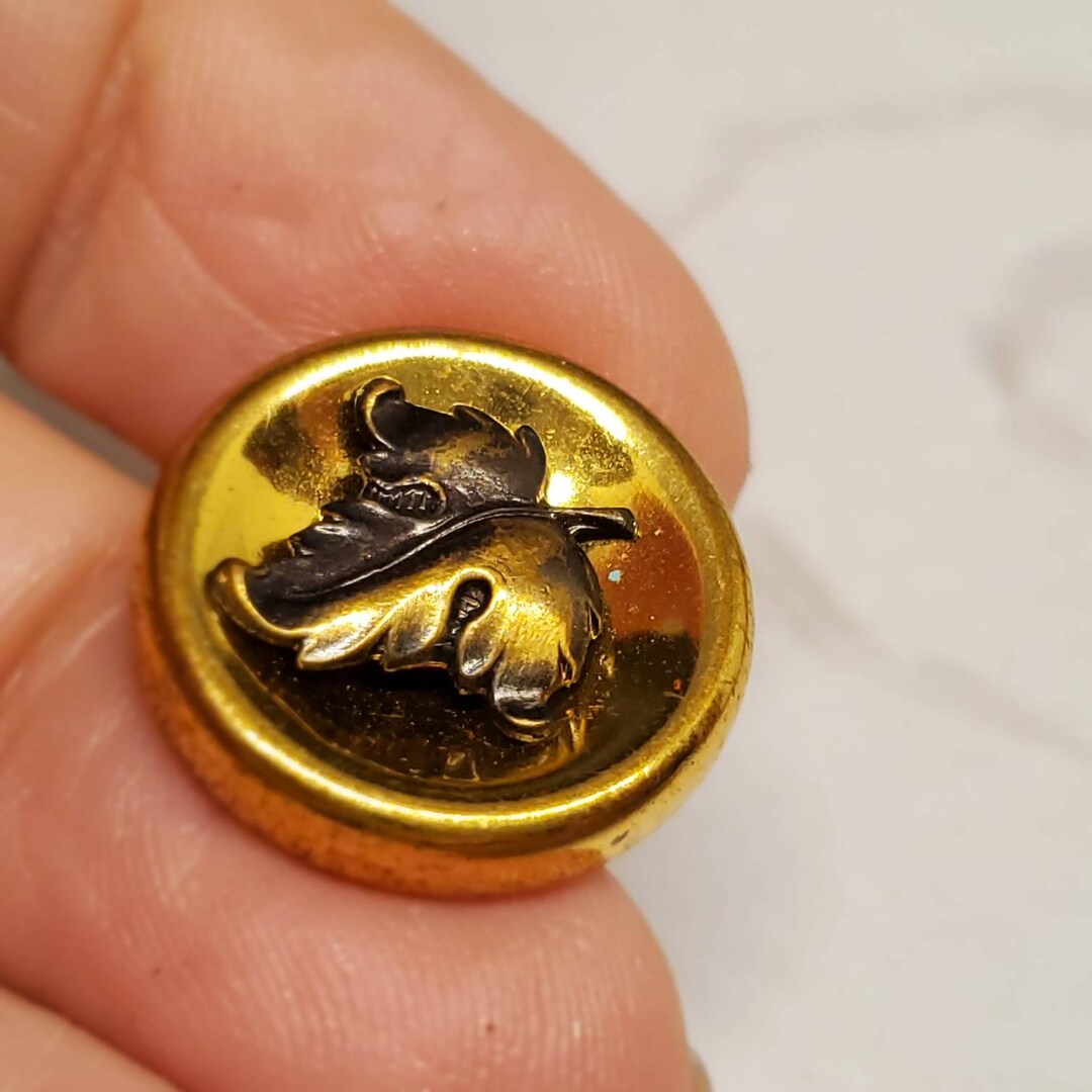 Vintage Buttons, 1 Beautiful Molded Metal Leaf Design Brass 3/4" 19mm ...